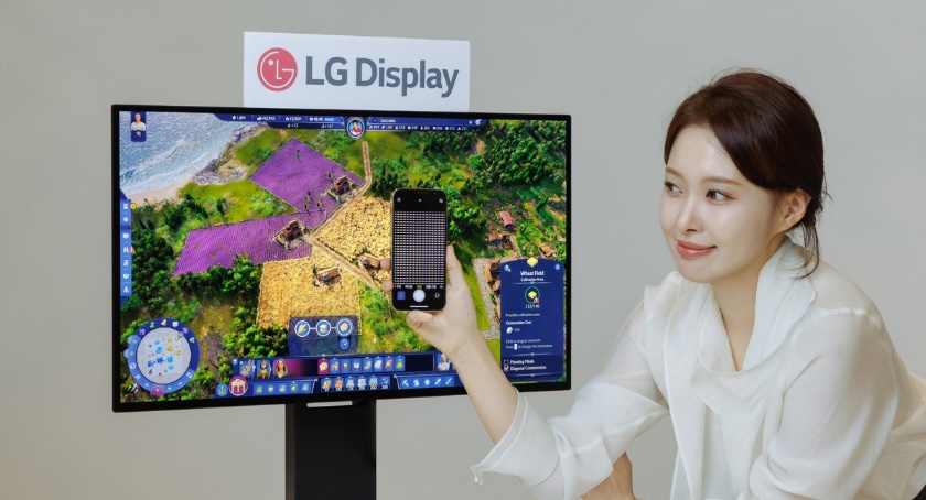 LG Display Unveils World’s First 240Hz RGB Stripe OLED Panel - Ink ...